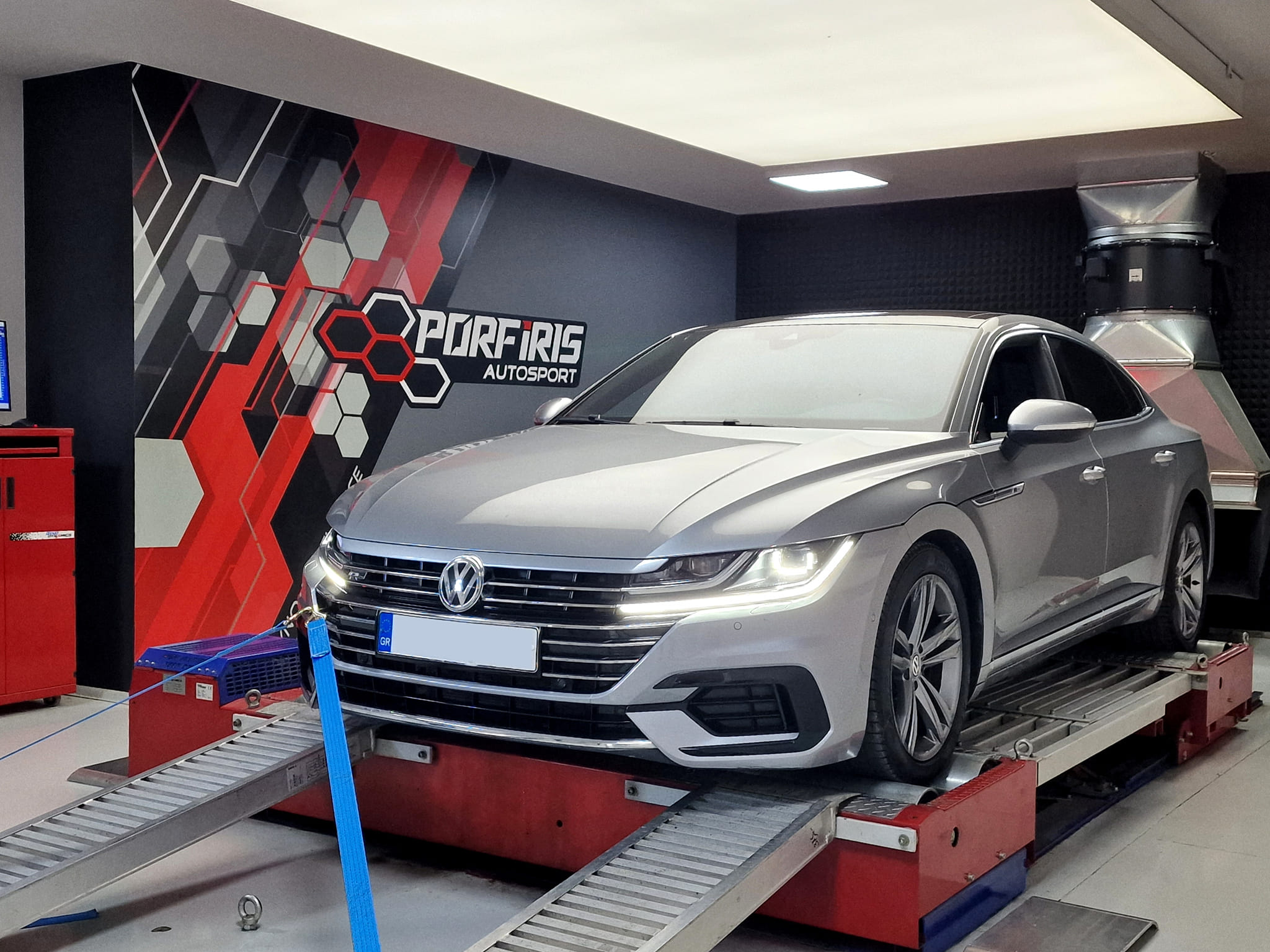 VW Arteon 2.0TDI - PORFIRIS